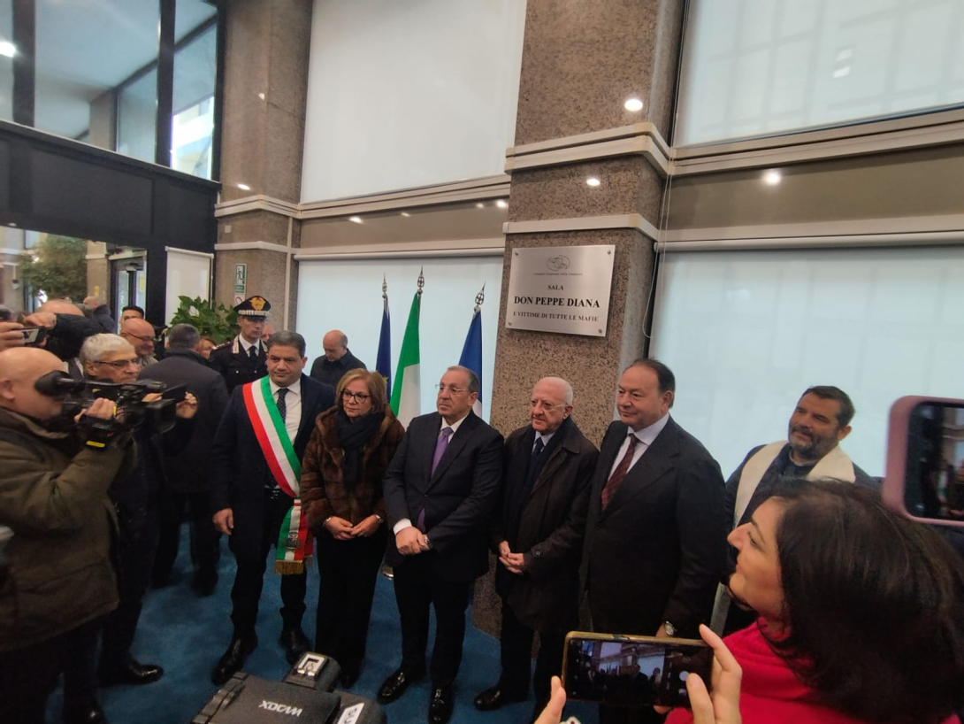 Consiglio Regionale: intitolata una sala a don Peppe Diana e a tutte le vittime innocenti delle ...